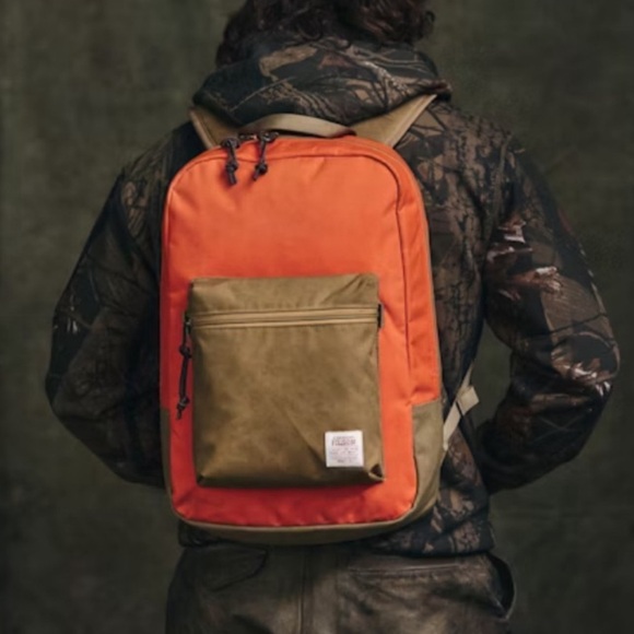 Filson | Bags | New Filson Surveyor 25l Backpack In Dark Tanflame ...